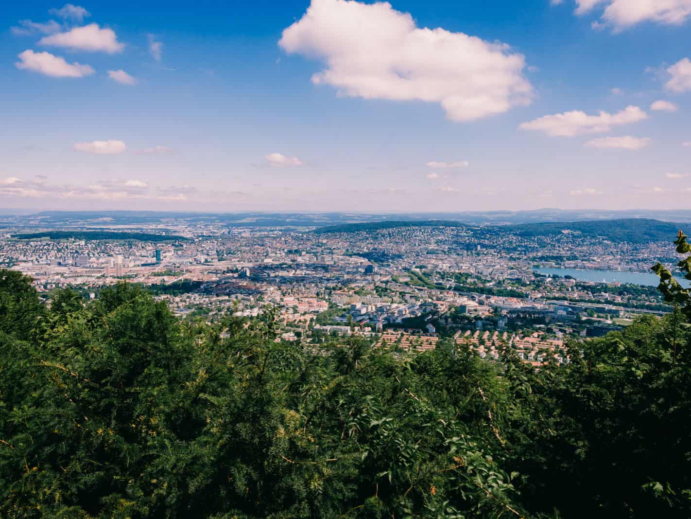 Uetliberg Walk: The best panoramic views of Zurich | tobinka