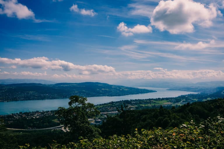 Uetliberg Walk: The best panoramic views of Zurich | tobinka