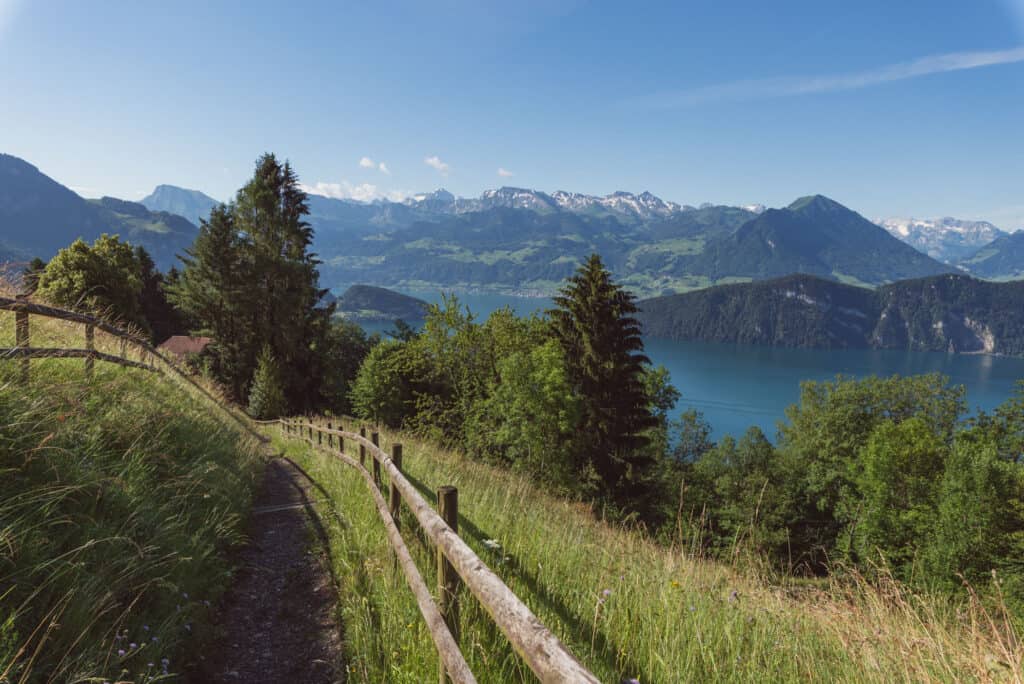 Hike up Mount Rigi on the Mark Twain Trail | tobinka